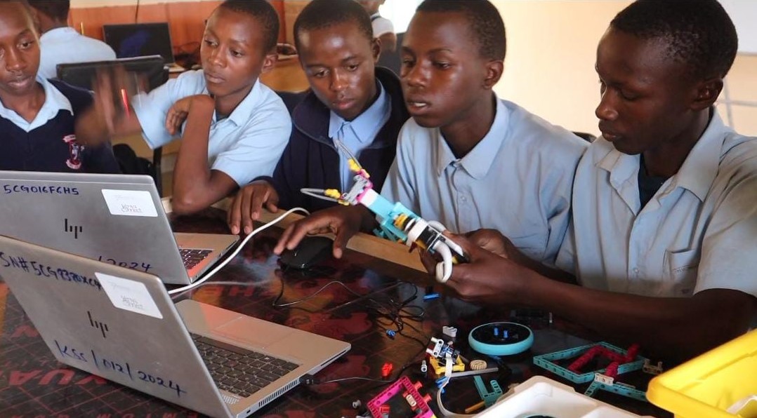 Students make robot that helps pick litter in school – Kenya Yearbook ...